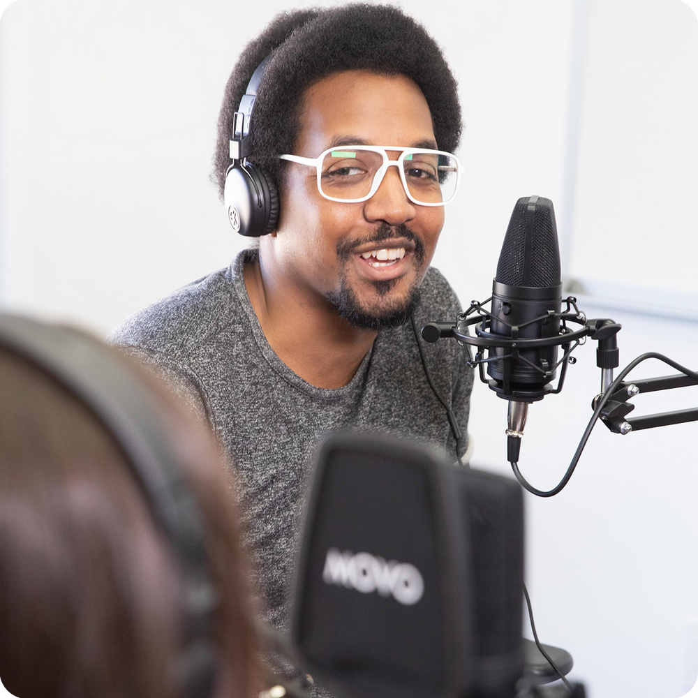 Podcasting Equipment Bundles & Kits | Best Podcast Bundles | Movo